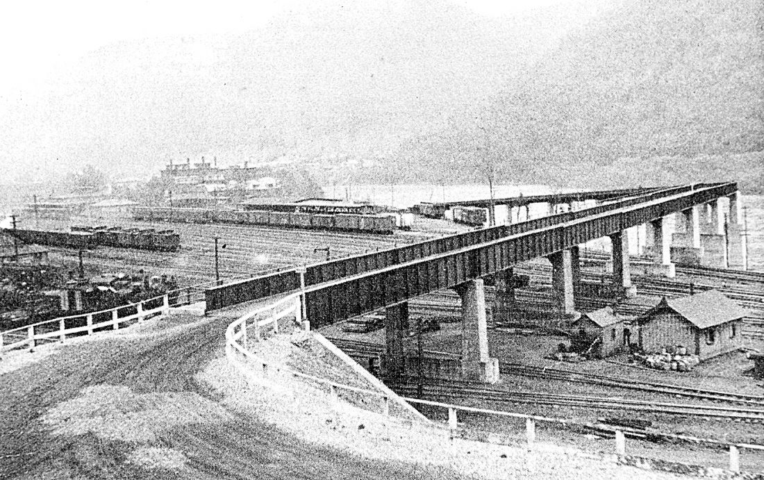Old Photo Album: West End Bridge | News, Sports, Jobs - The Express